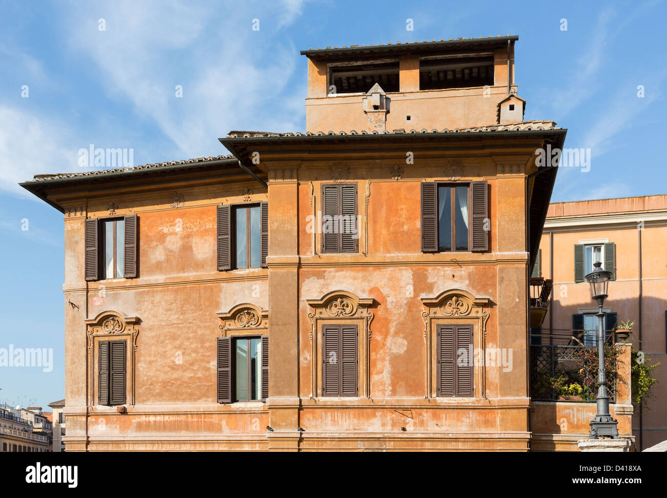 Old roman house hi-res stock photography and images - Alamy