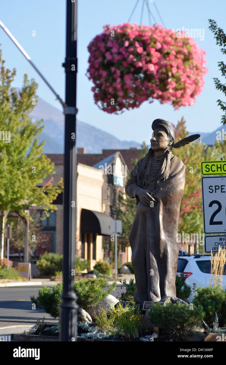 Bronze statue of Chief Joseph, by Georgia Bunn, on Main Street in ...