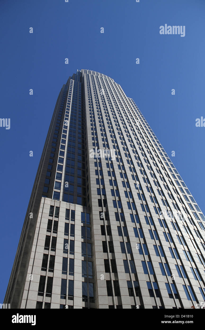 Bank of America Corporate Center (completed in 1992), Charlotte, North ...
