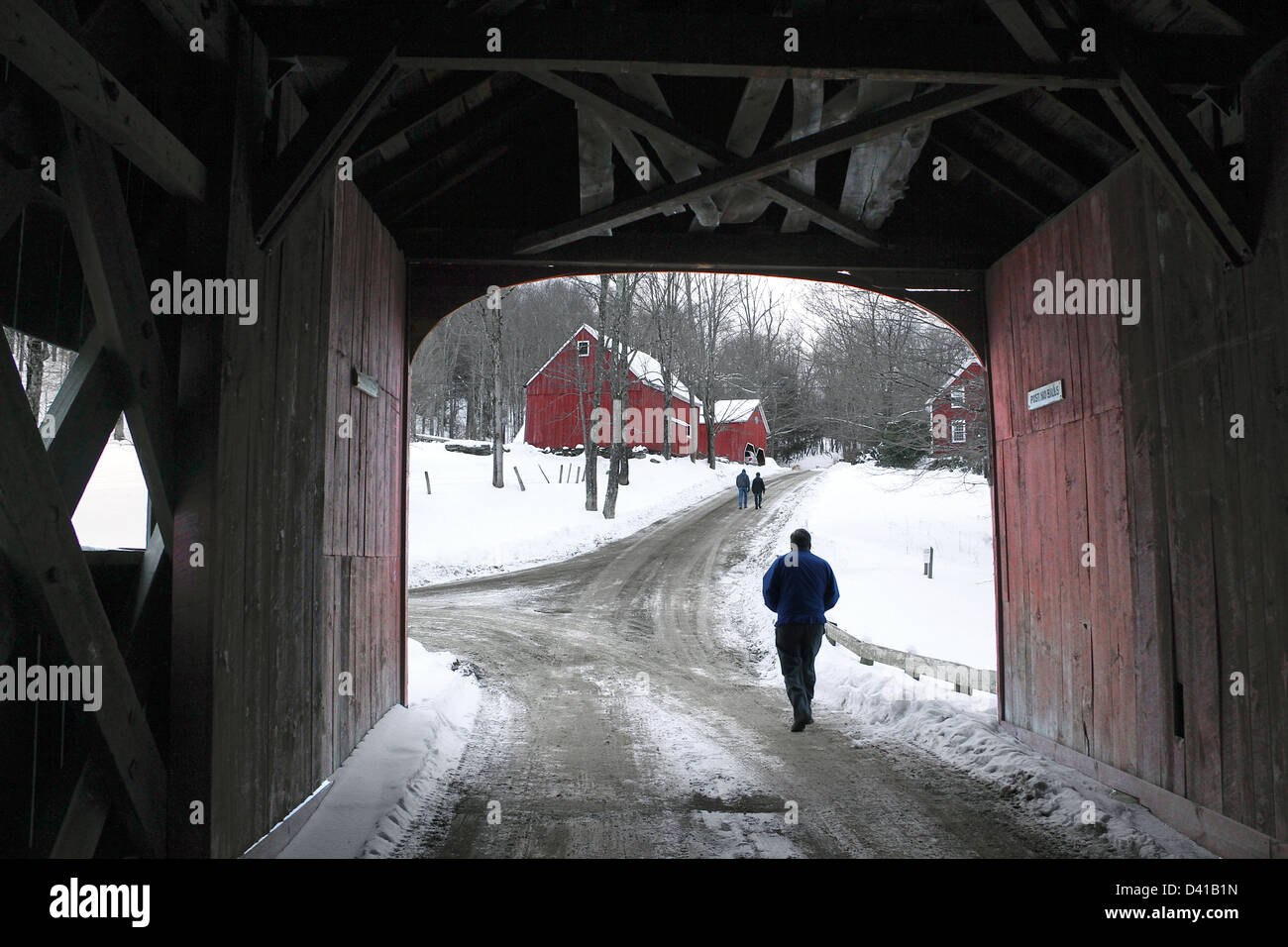 Green river covered bridge guilford hi-res stock photography and images ...