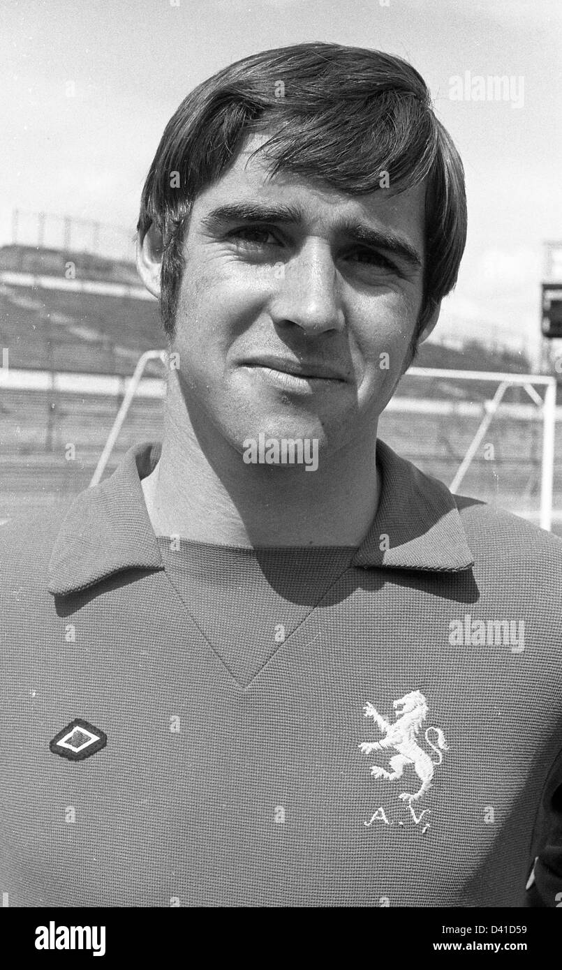 Gordon Knowles Aston Villa footballer 1971 Stock Photo - Alamy
