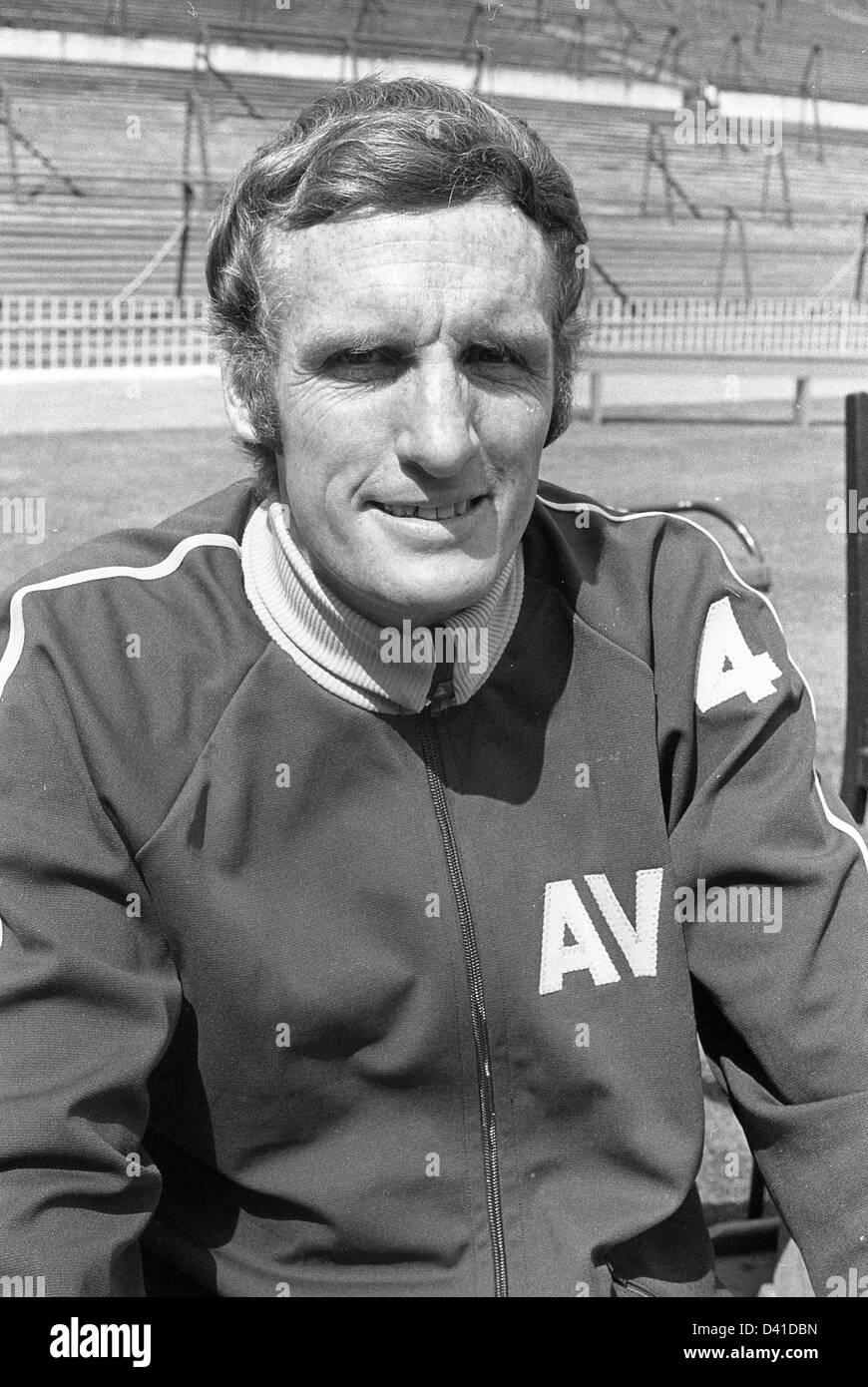 Vic Crowe Aston Villa football manager 1971 Stock Photo - Alamy