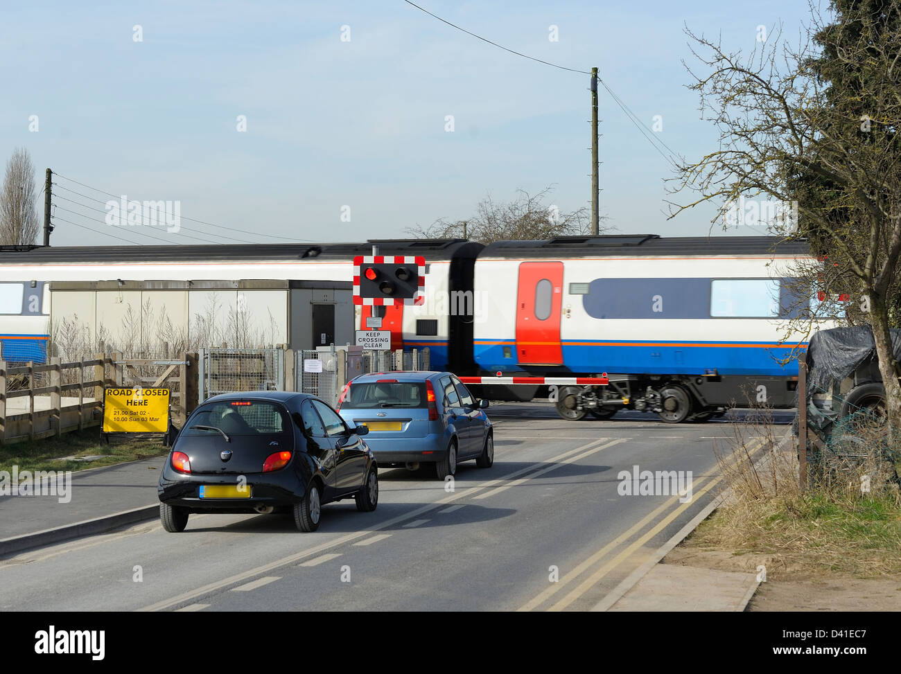 Train barrier hi-res stock photography and images - Alamy