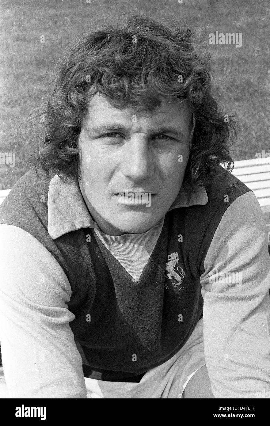 Jimmy Brown Aston Villa football club footballer 1972 Stock Photo - Alamy