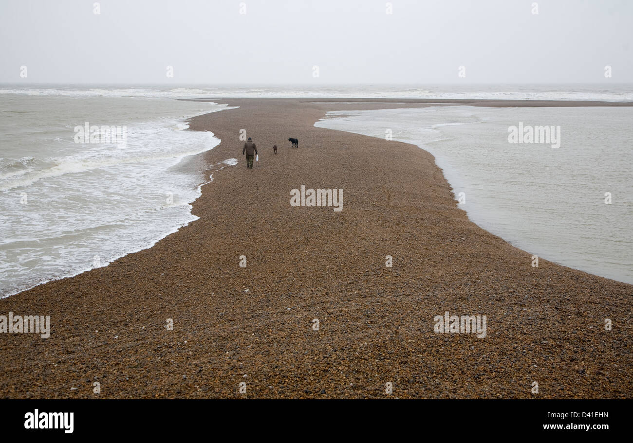 Shingle spit hi-res stock photography and images - Alamy