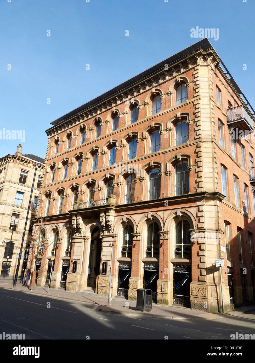 Princess street buildings hi-res stock photography and images - Alamy