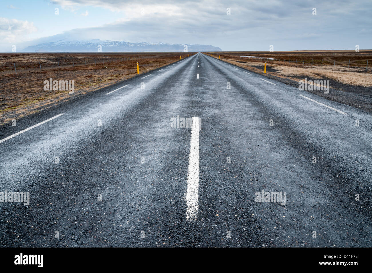 Scenic drive open road hi-res stock photography and images - Alamy