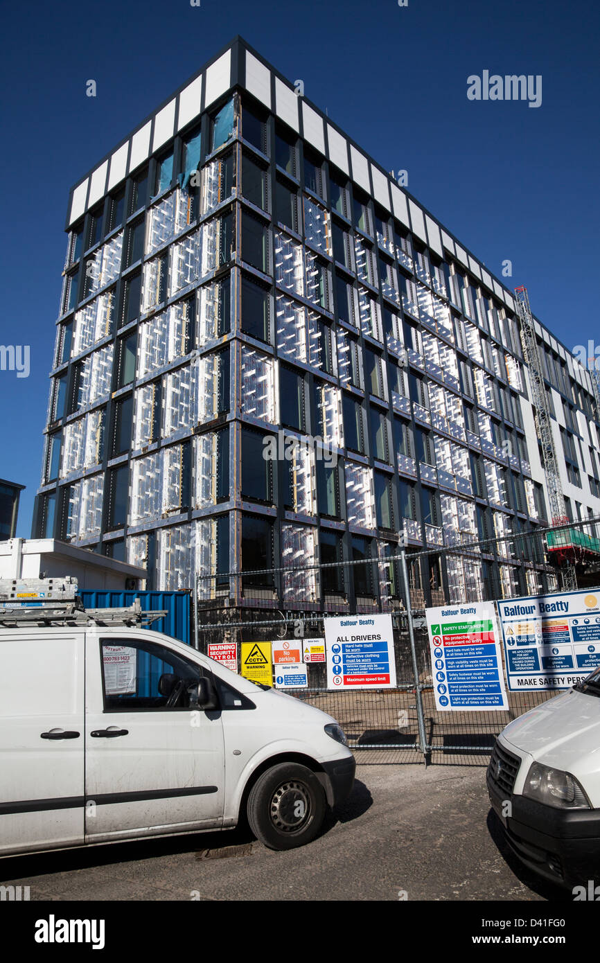 Cladding & insulation on the British Telecom office building being ...