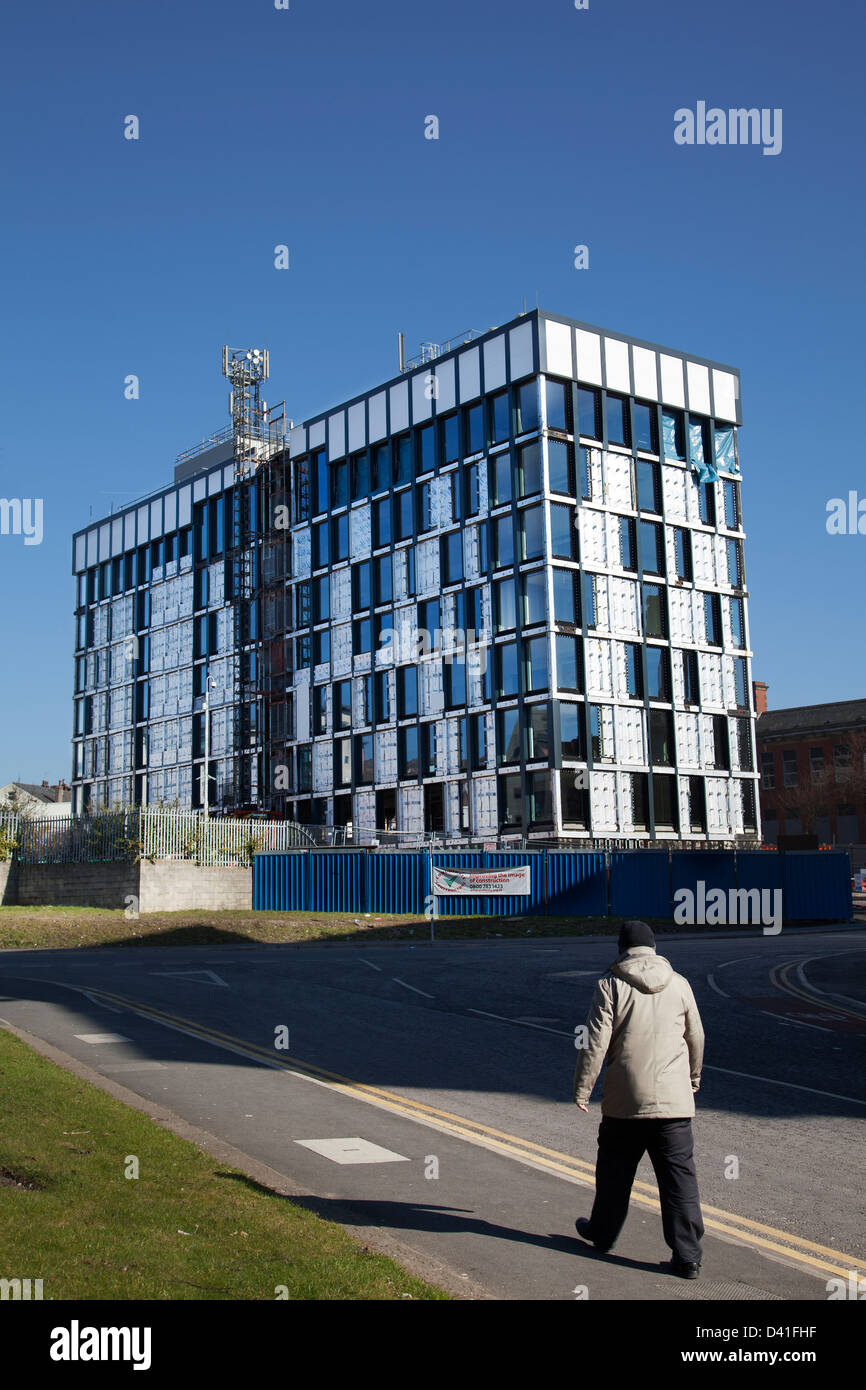 Cladding & insulation on the British Telecom office building being ...