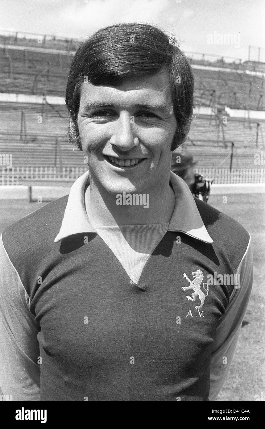 Bruce Rioch Aston Villa footballer 1971 Stock Photo - Alamy