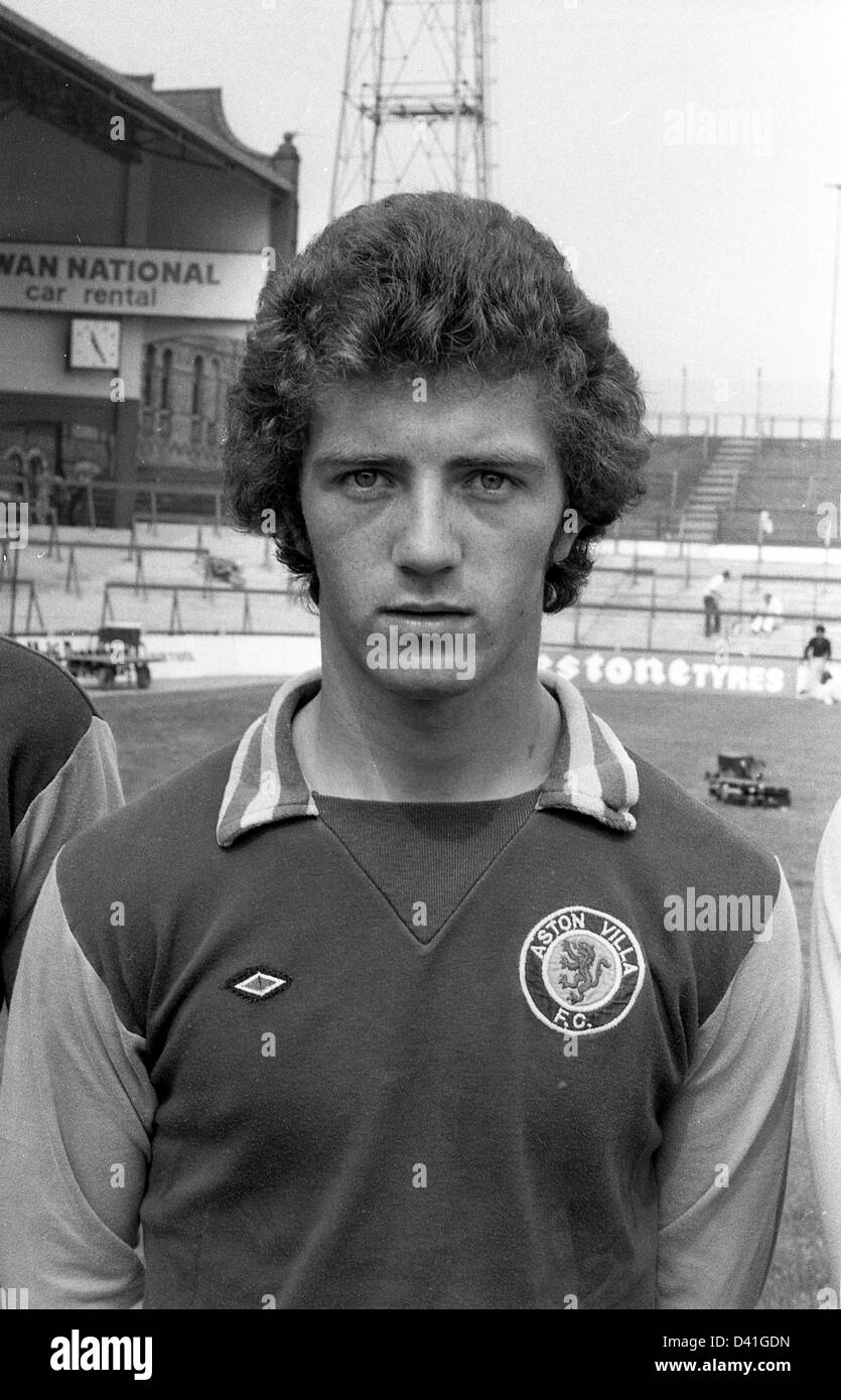 Tony Coles Aston Villa football club footballer 1976 Stock Photo - Alamy Tony Coles Aston Villa football club footballer 1976 Stock Photo - Alamy