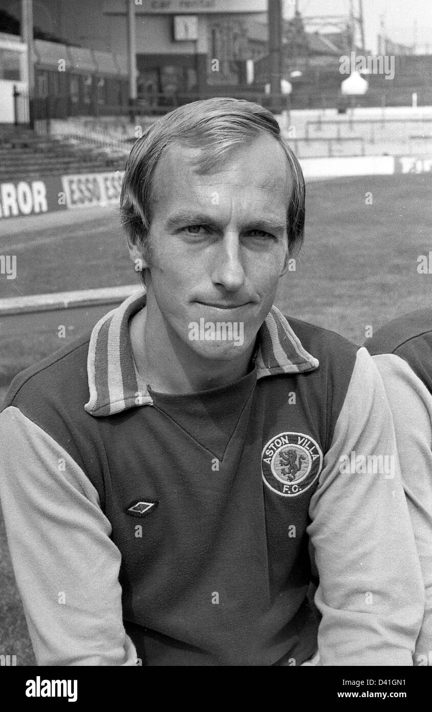 Ray Graydon Aston Villa football club footballer 1976 Stock Photo - Alamy