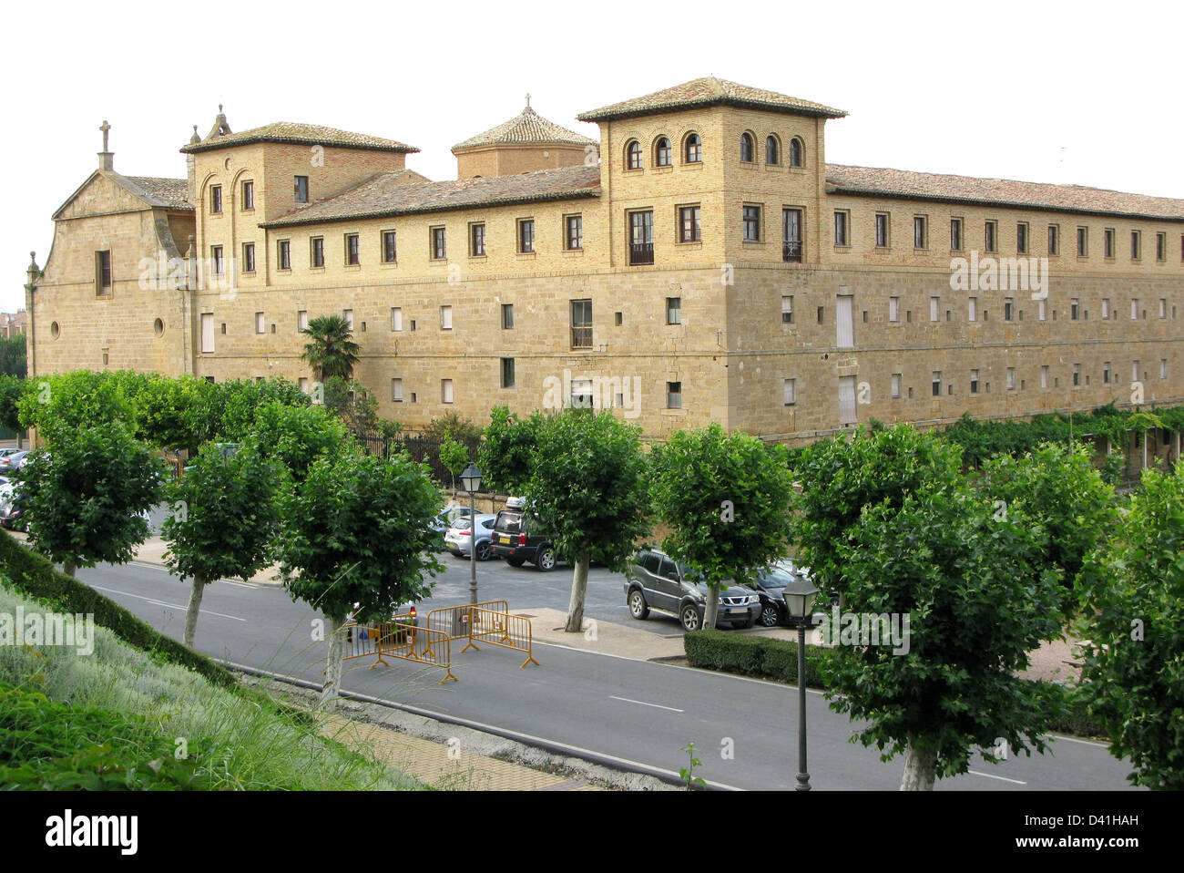 Old castle olite hi-res stock photography and images - Alamy