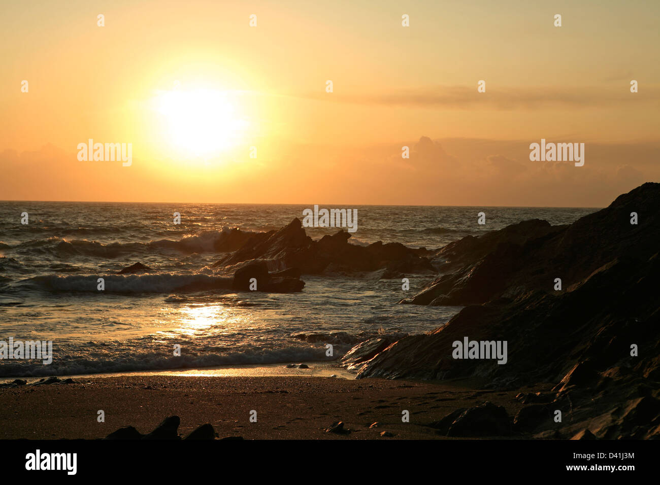 Fistral beach hi-res stock photography and images - Alamy
