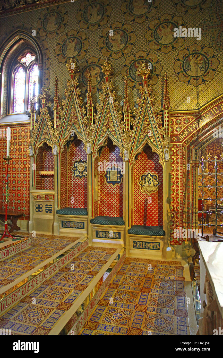 Sedilia seats hi-res stock photography and images - Alamy