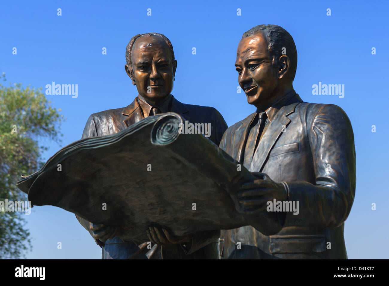 Sculptures of city founders C.V. Wood and Robert P McCulloch along the ...