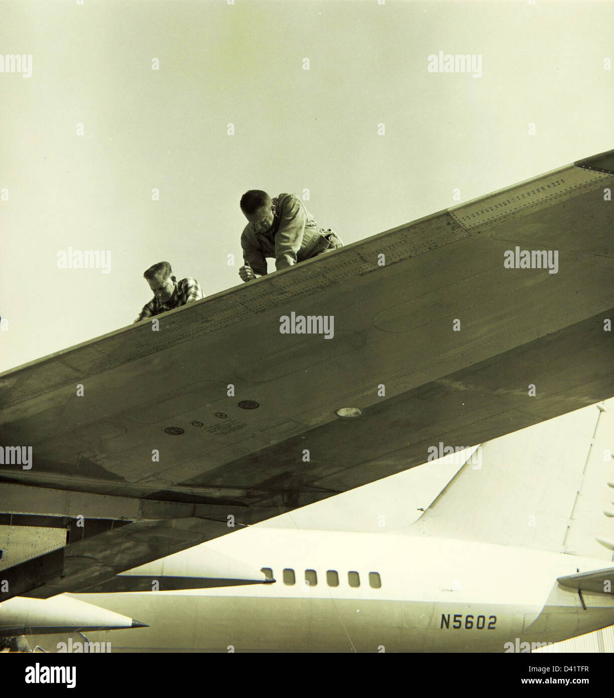 The Convair 880 was a commercial airliner developed in the 1950s by ...