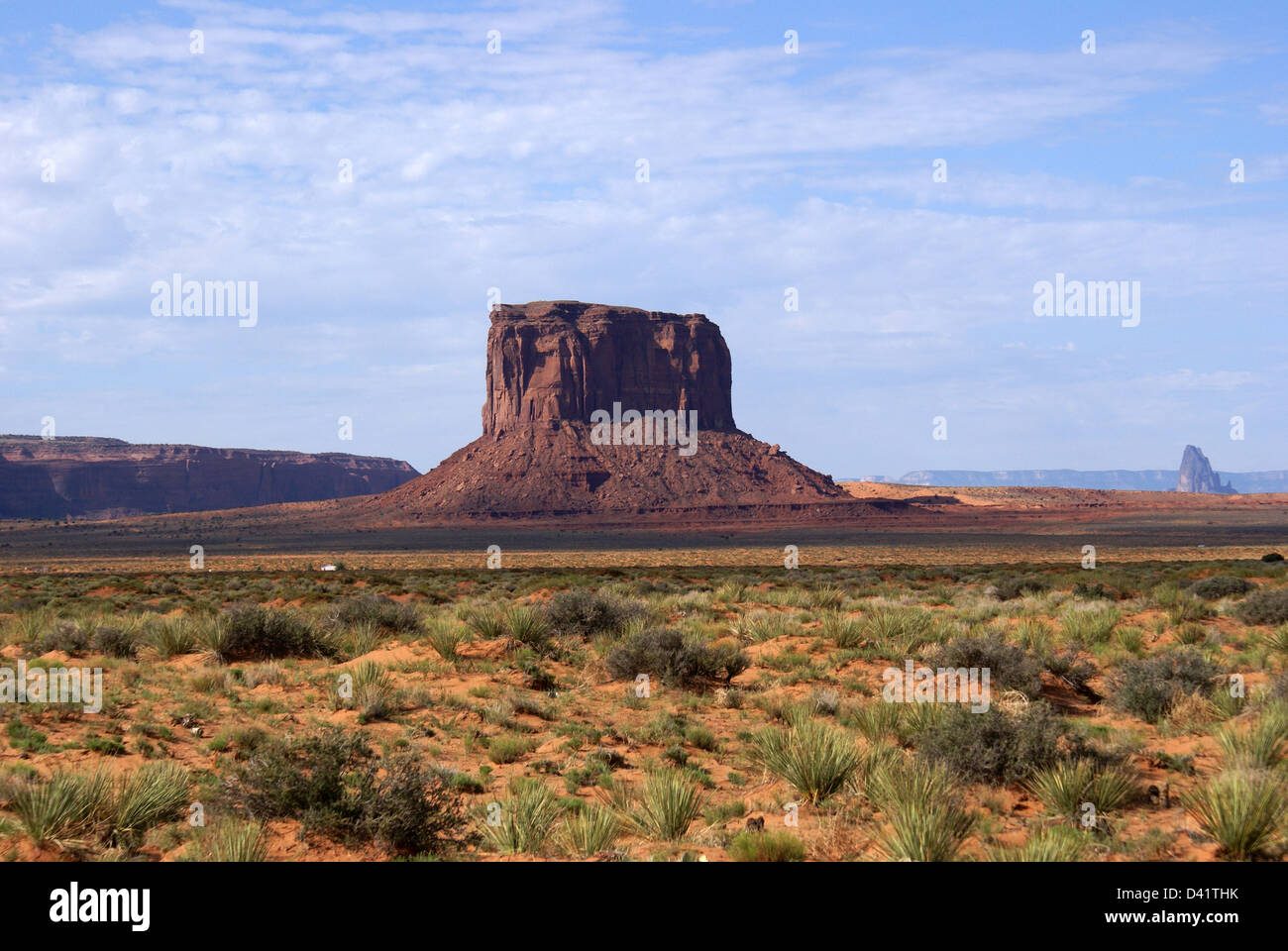 Mitchell butte in monument hi-res stock photography and images - Alamy