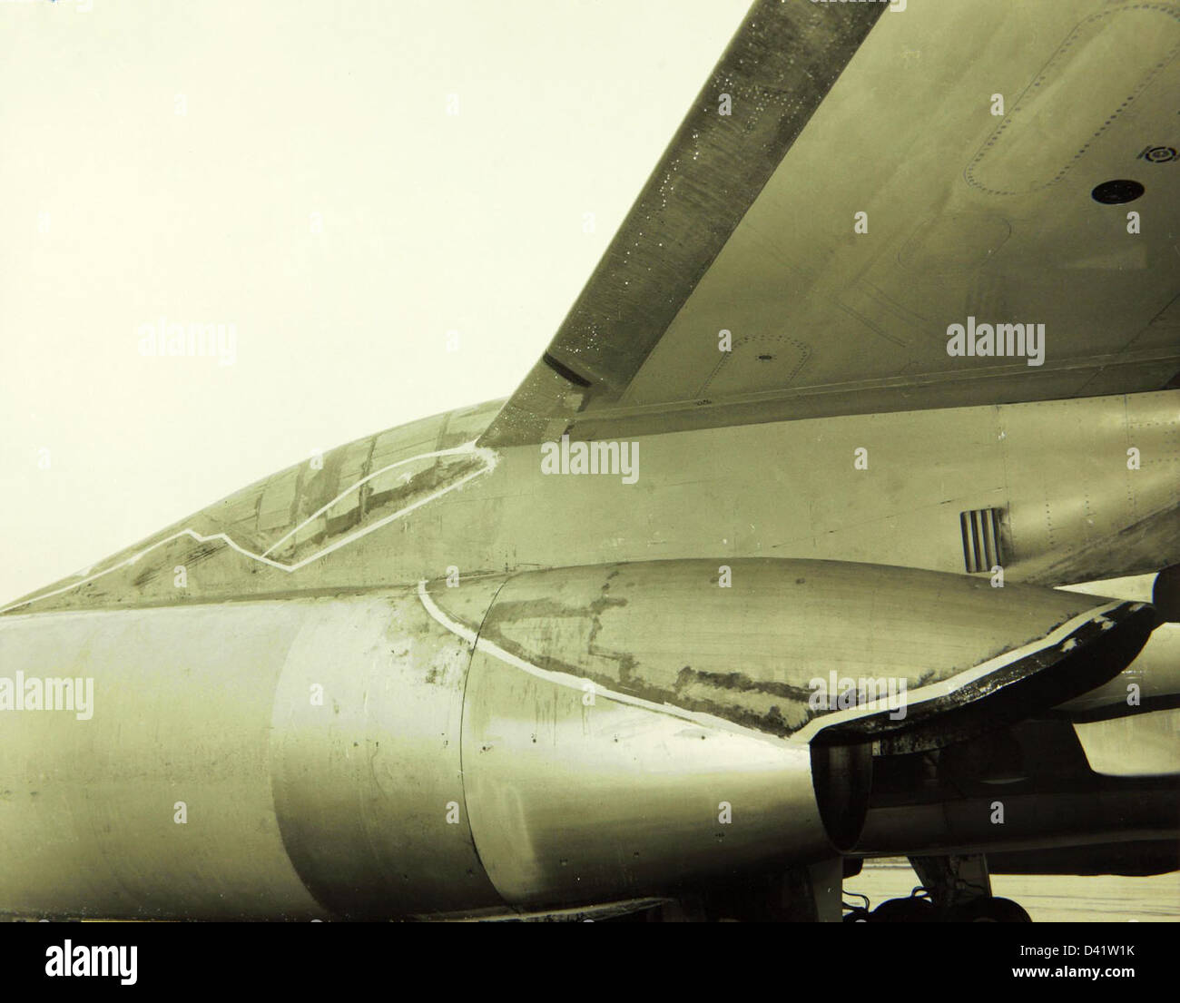 The Convair 880 was a commercial airliner developed in the 1960s, known ...