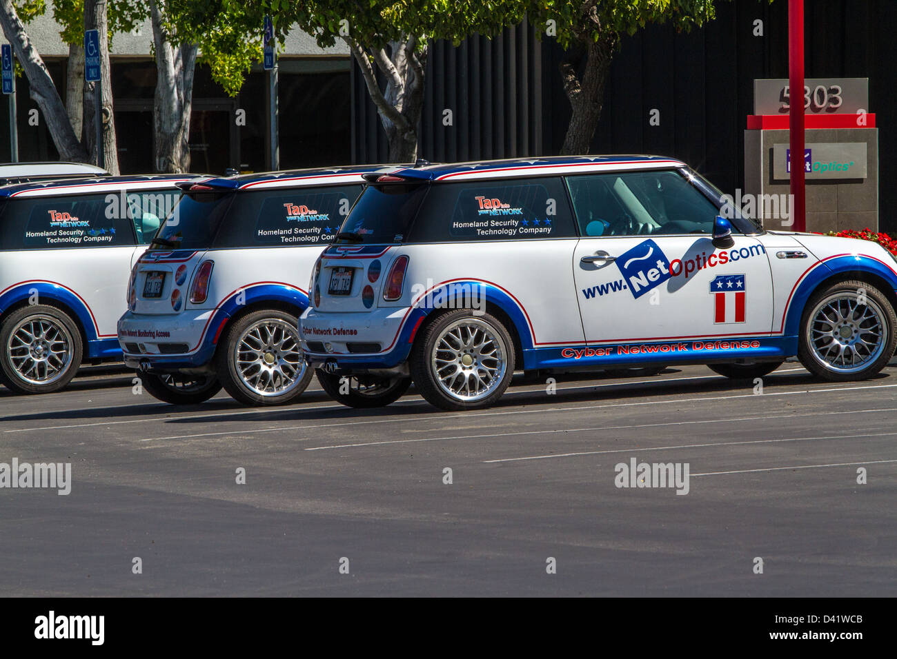 Net optics hi-res stock photography and images - Alamy