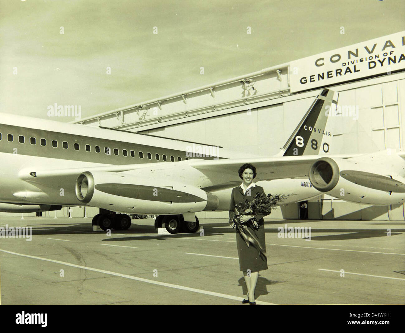 The Convair 880 was a commercial airliner developed in the 1950s for ...