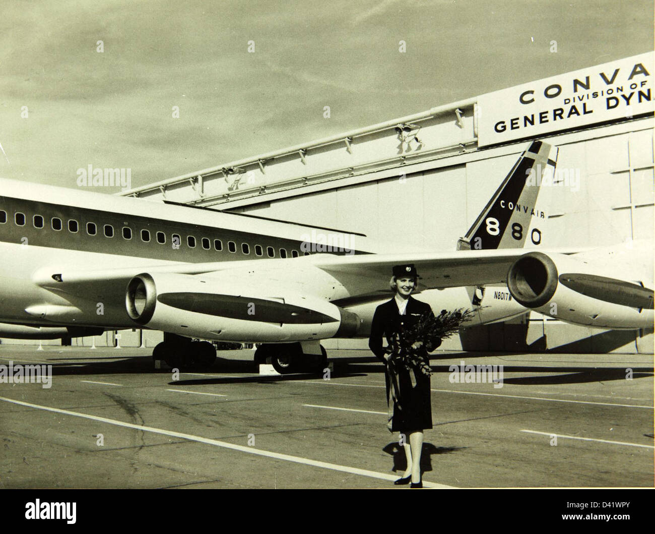 American jet travel 1950s hi-res stock photography and images - Alamy