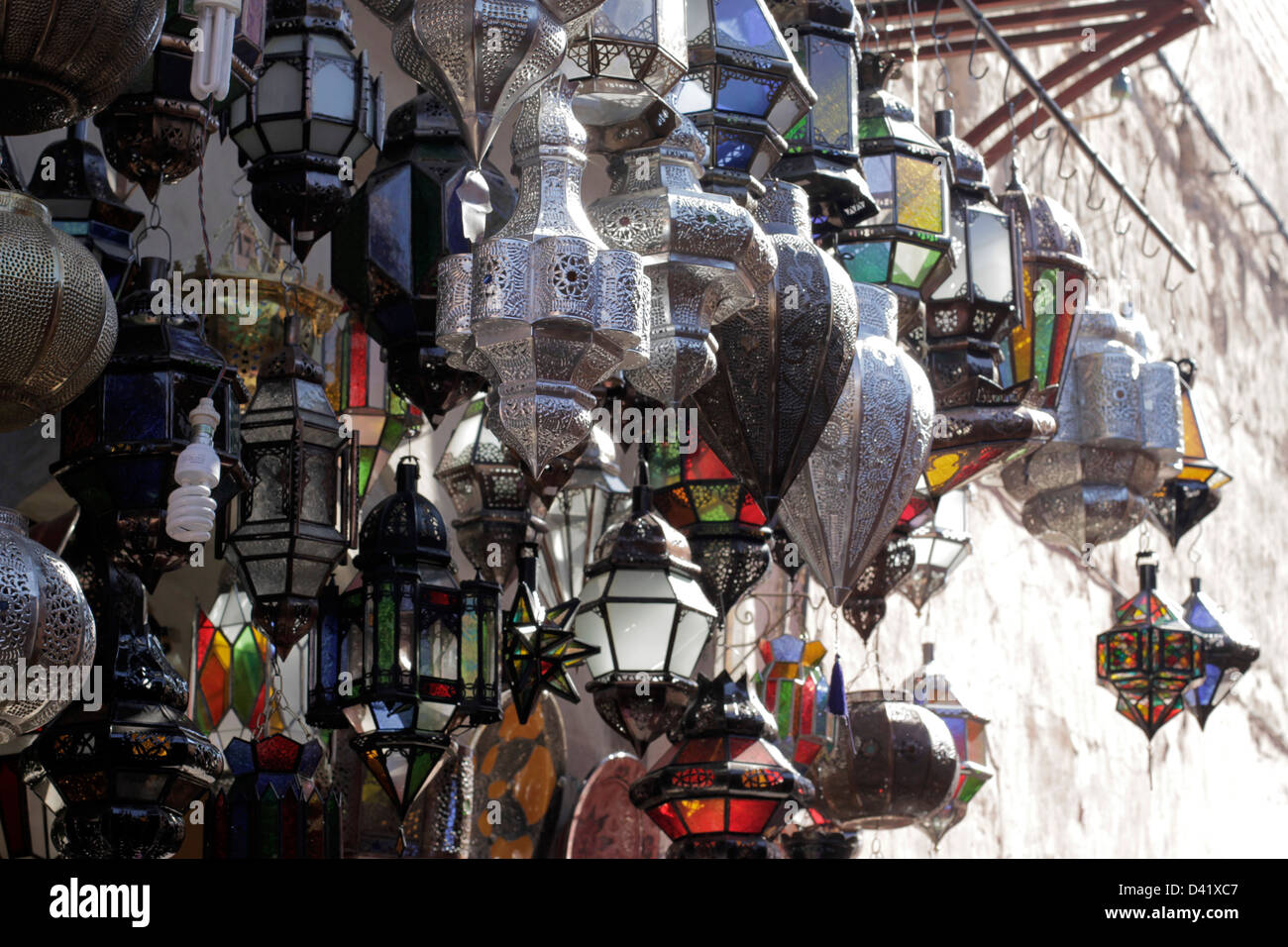 Saudi lamps hi-res stock photography and images - Alamy