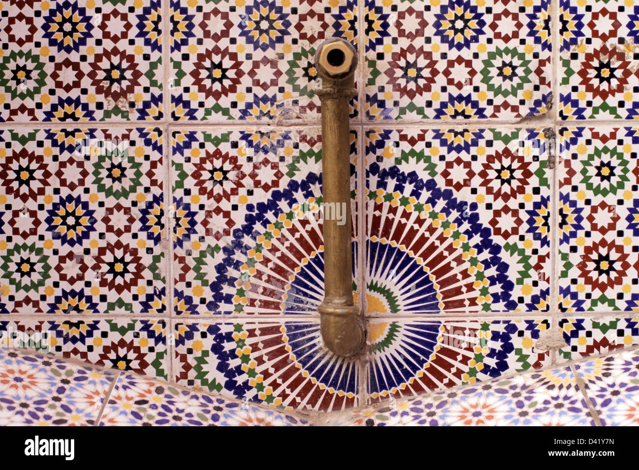 Moroccan water pipe hi-res stock photography and images - Alamy