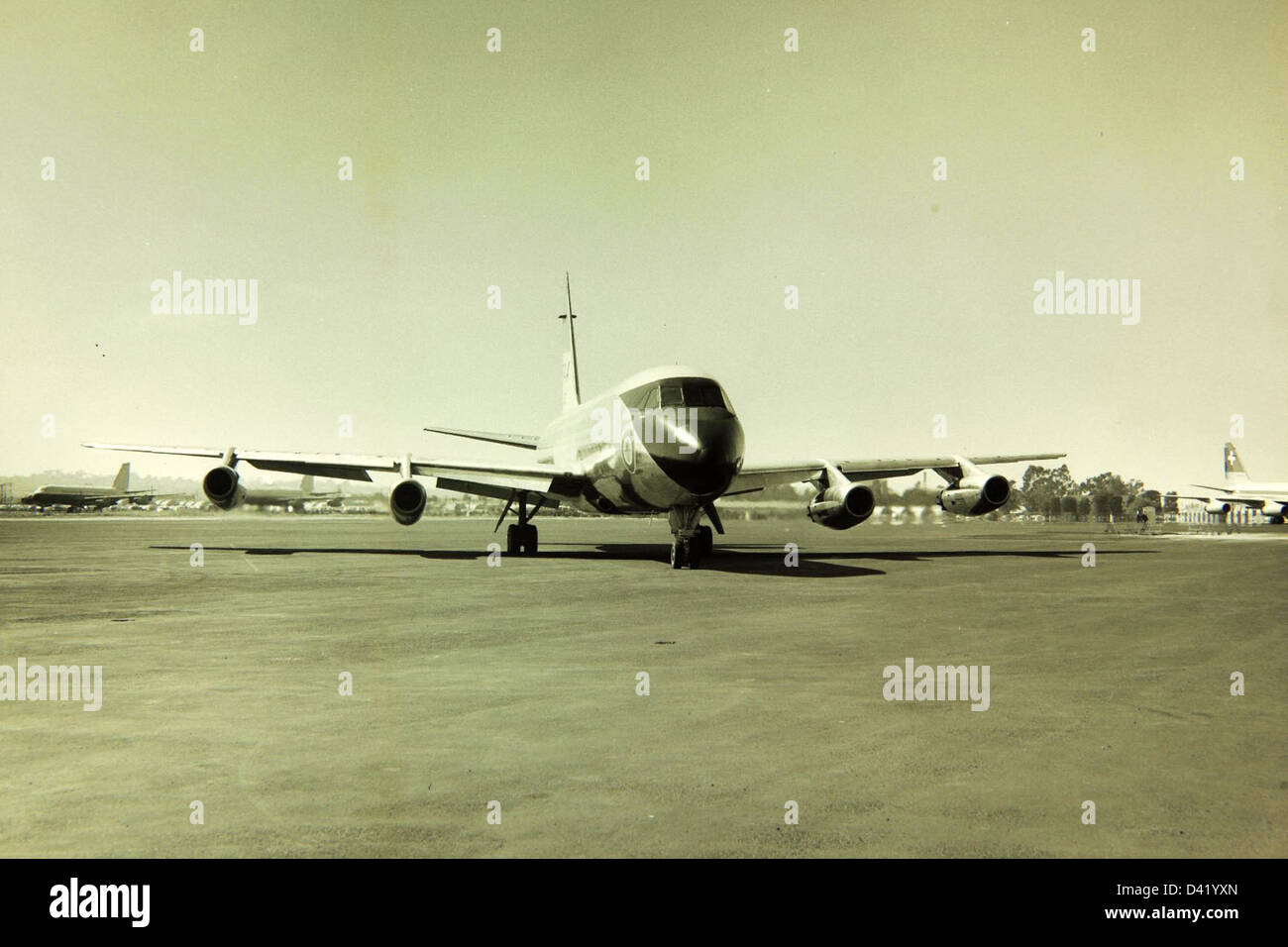 The Convair 880 was a commercial airliner produced in the 1950s, known ...