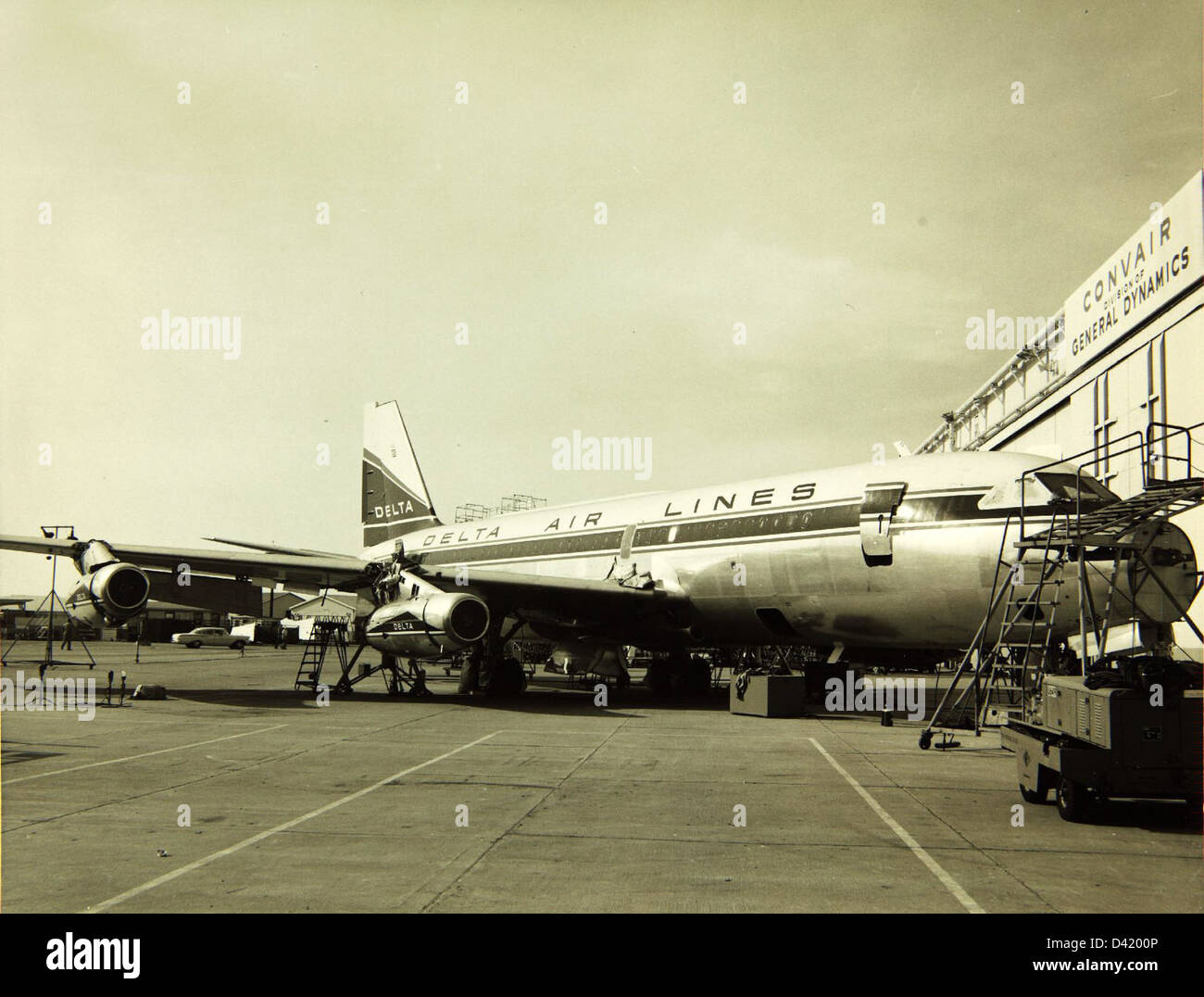 The Convair 880 was a commercial jet airliner introduced in the 1950s ...