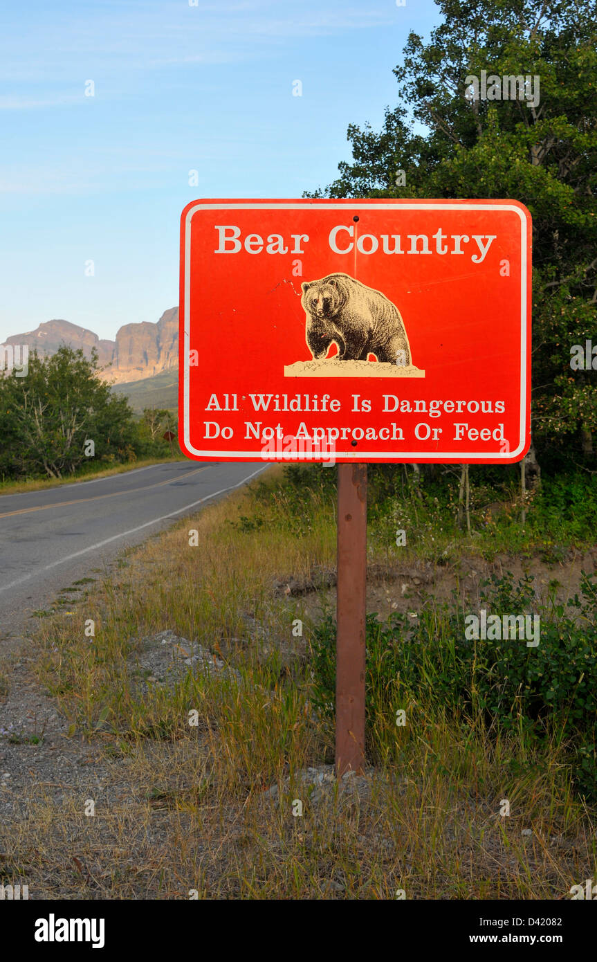 The Bear Hotel Sign Stock Photos & The Bear Hotel Sign Stock Images - Alamy