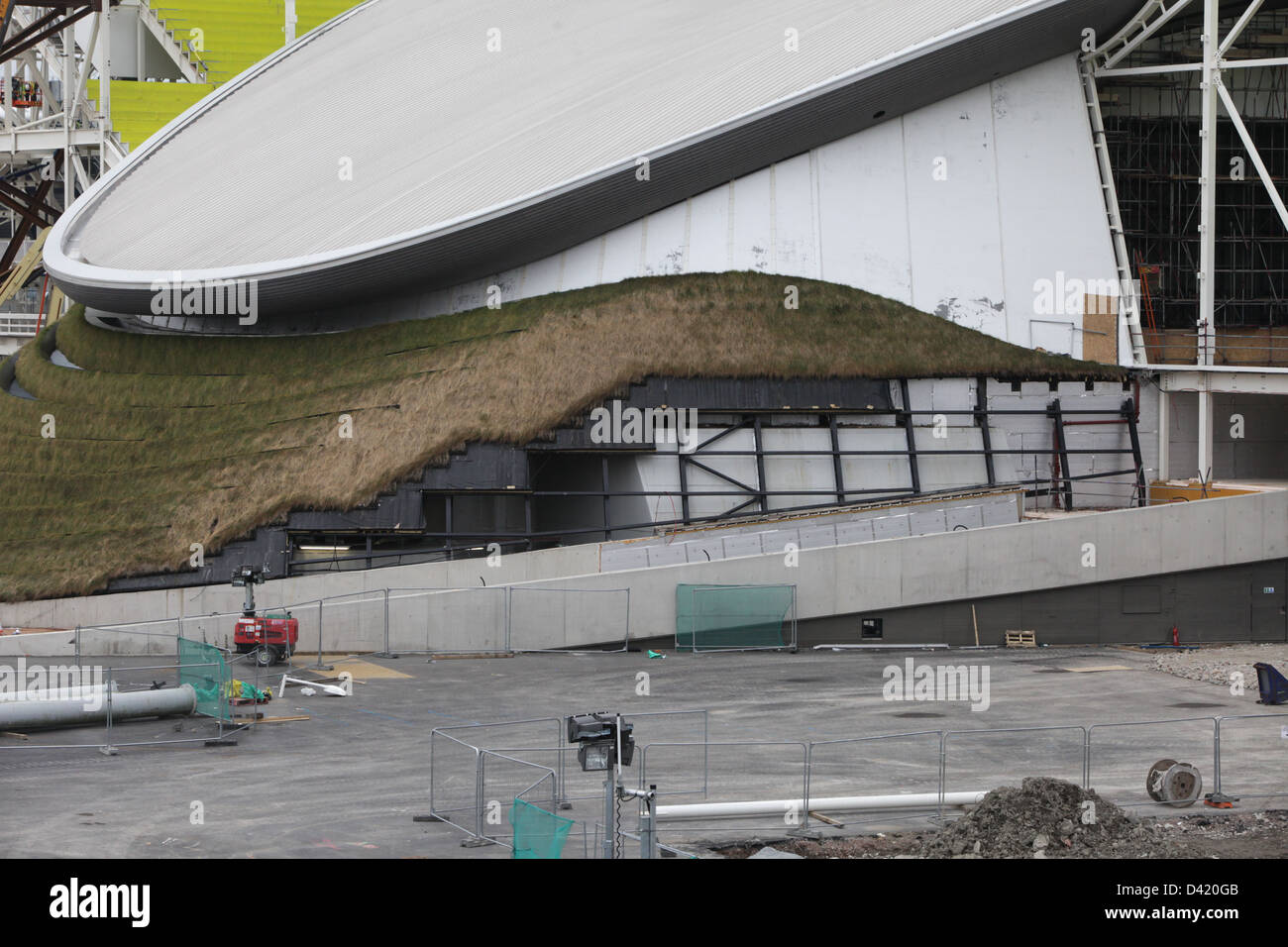 LONDON OLYMPIC PARK REGENERATION.THE AQUATICS CENTRE BEING REBUILT ...