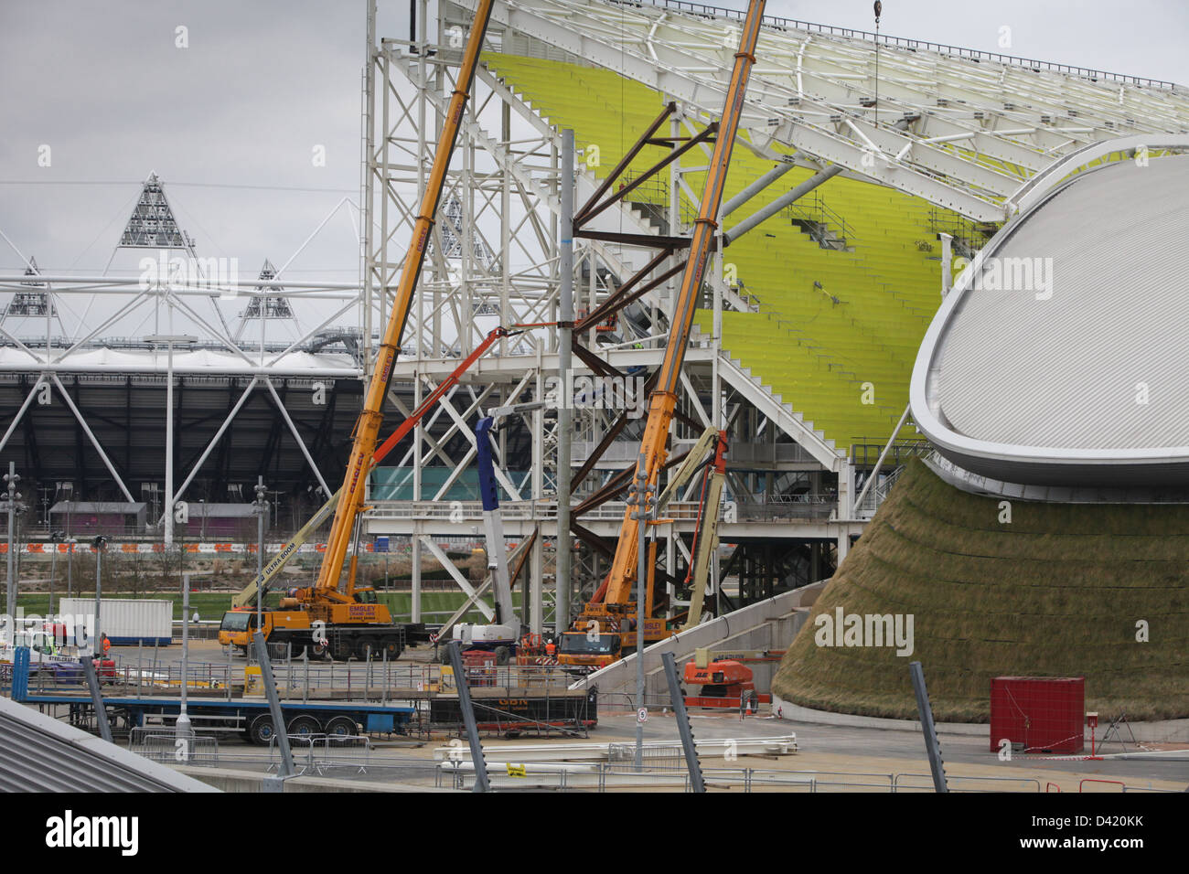 LONDON OLYMPIC PARK REGENERATION.THE AQUATICS CENTRE BEING REBUILT ...