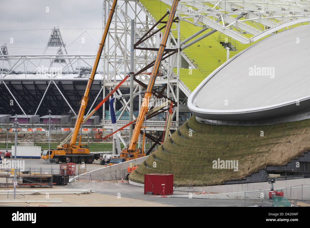 LONDON OLYMPIC PARK REGENERATION.THE AQUATICS CENTRE BEING REBUILT ...