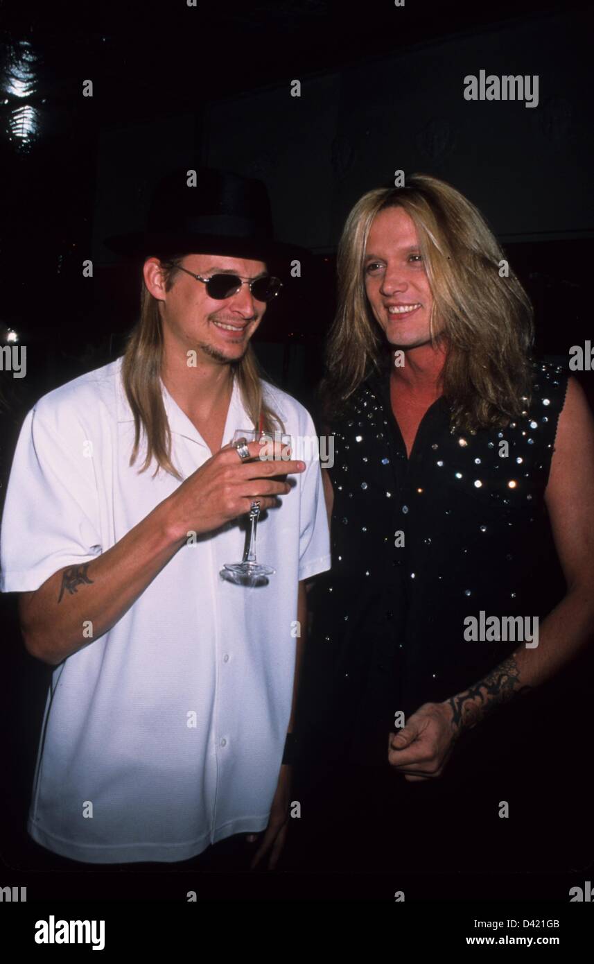 SEBASTIAN BACH with Kid Rock.The music visionary of the year award at ...