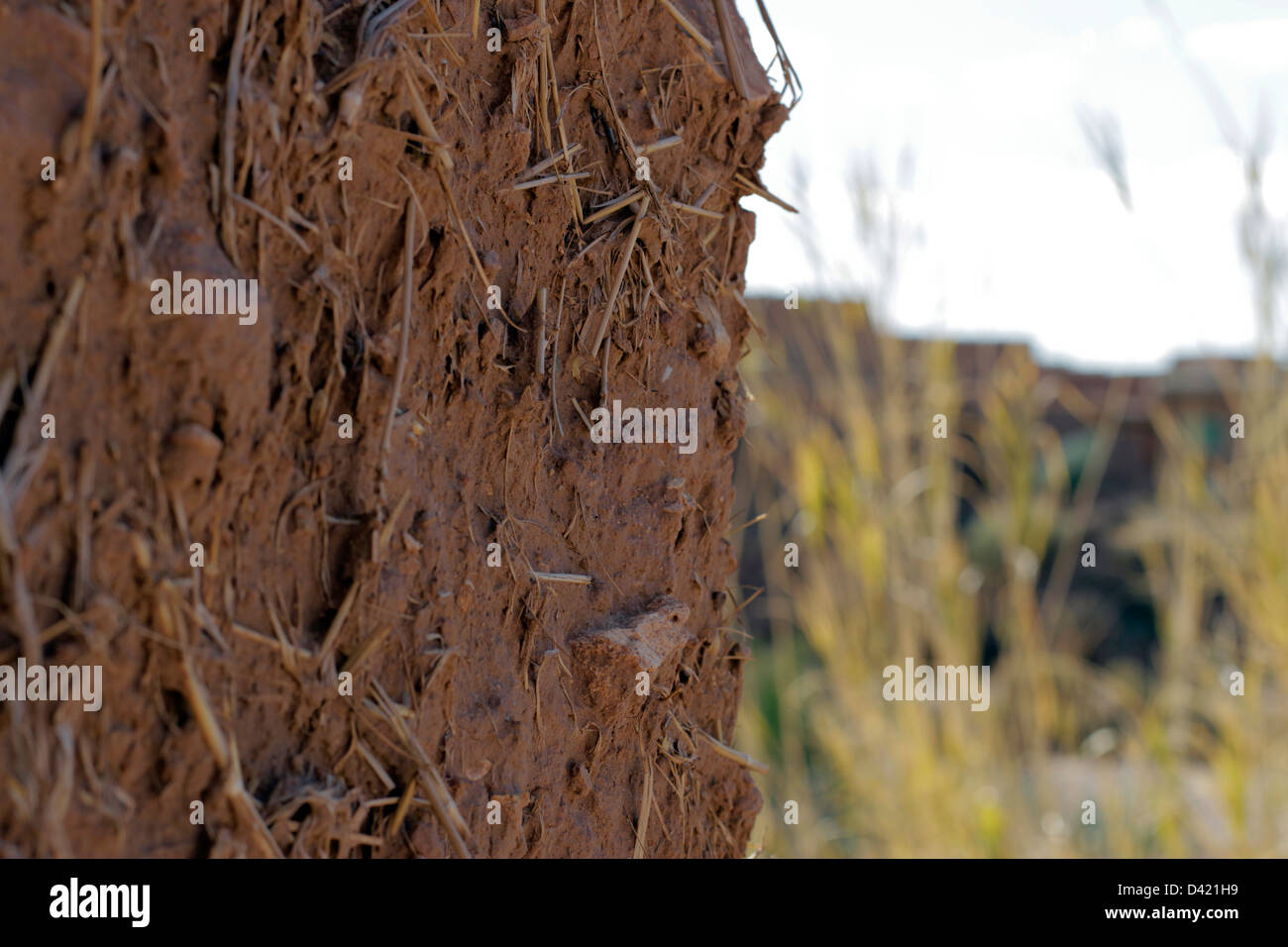 Wall of mud home Stock Photo - Alamy