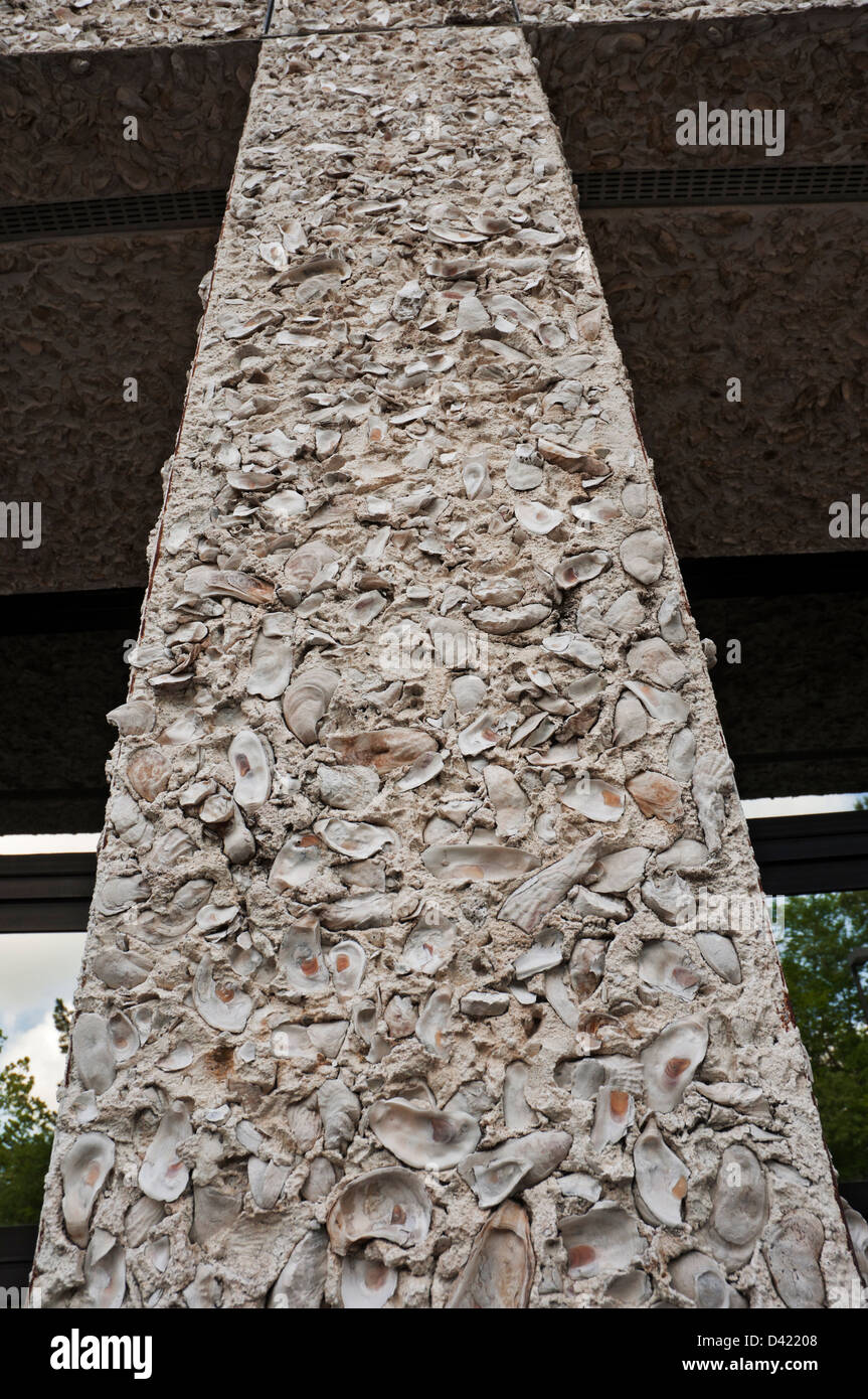 Oyster shell construction hi-res stock photography and images - Alamy