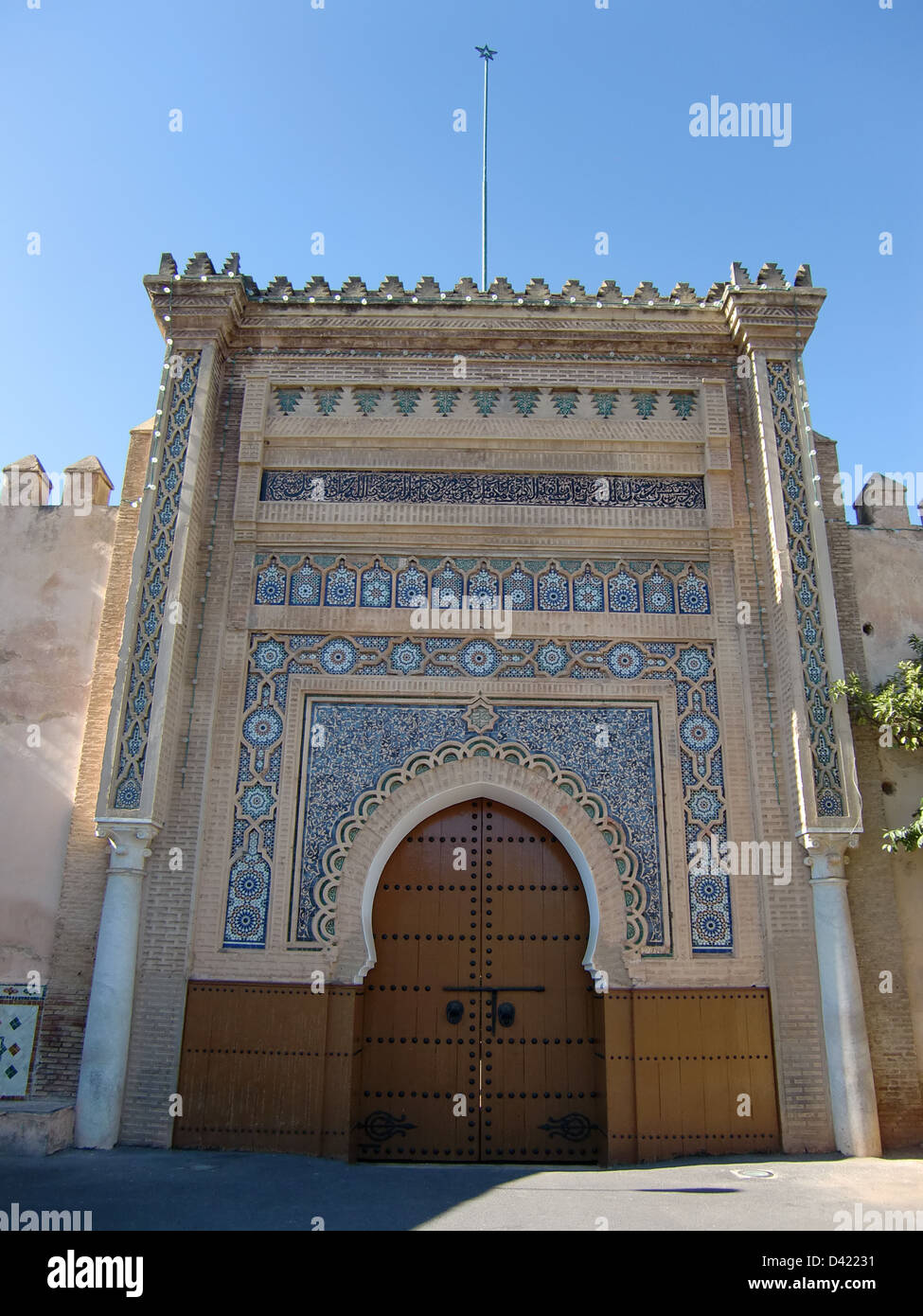 Gate in Meknes (Kingdom of Morocco Stock Photo - Alamy