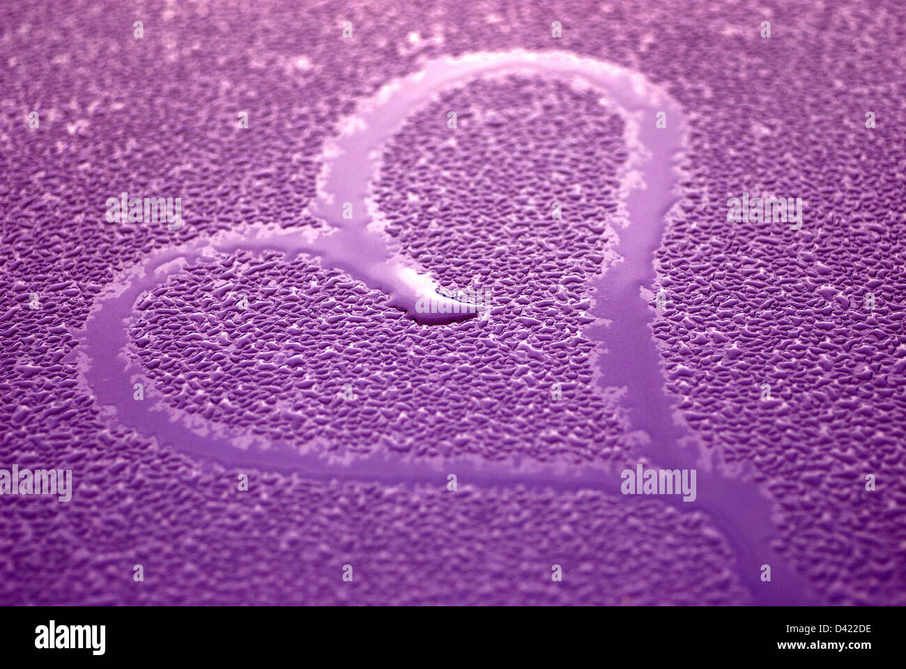 Heart shape in condensation Stock Photo - Alamy