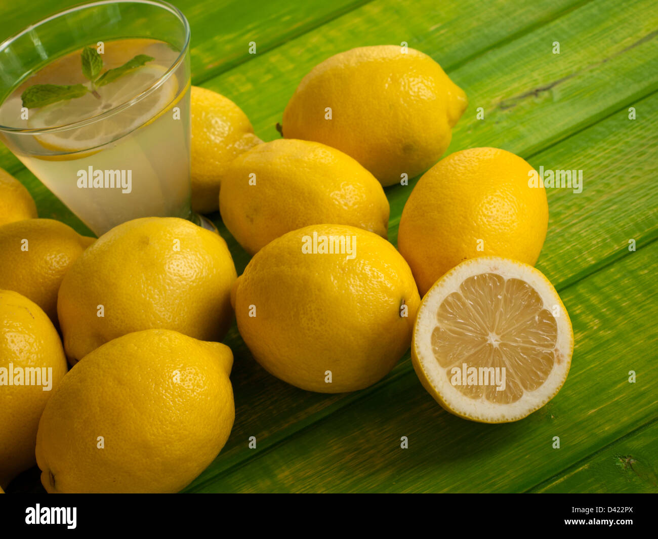 Group of yellow fresh lemons Stock Photo - Alamy