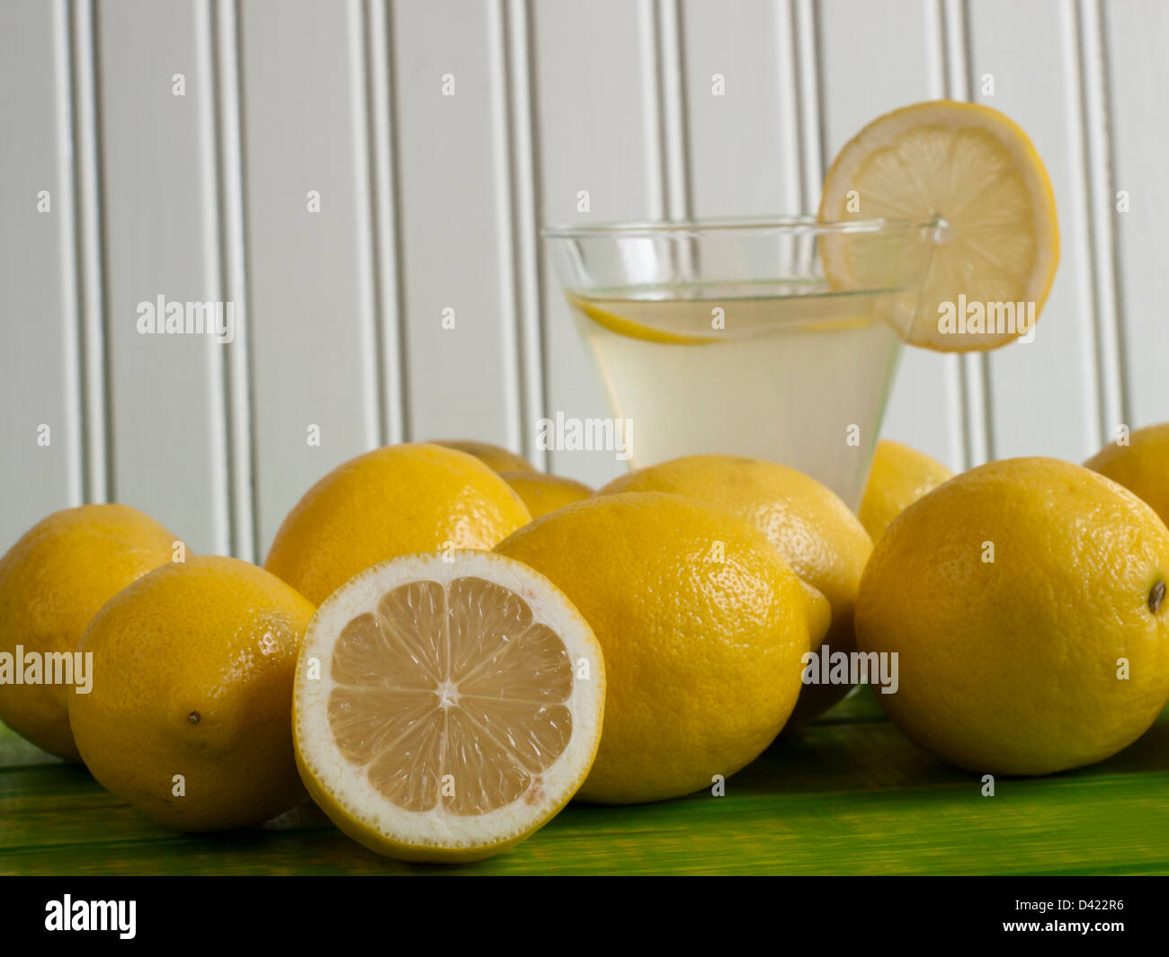 Group of yellow fresh lemons Stock Photo - Alamy