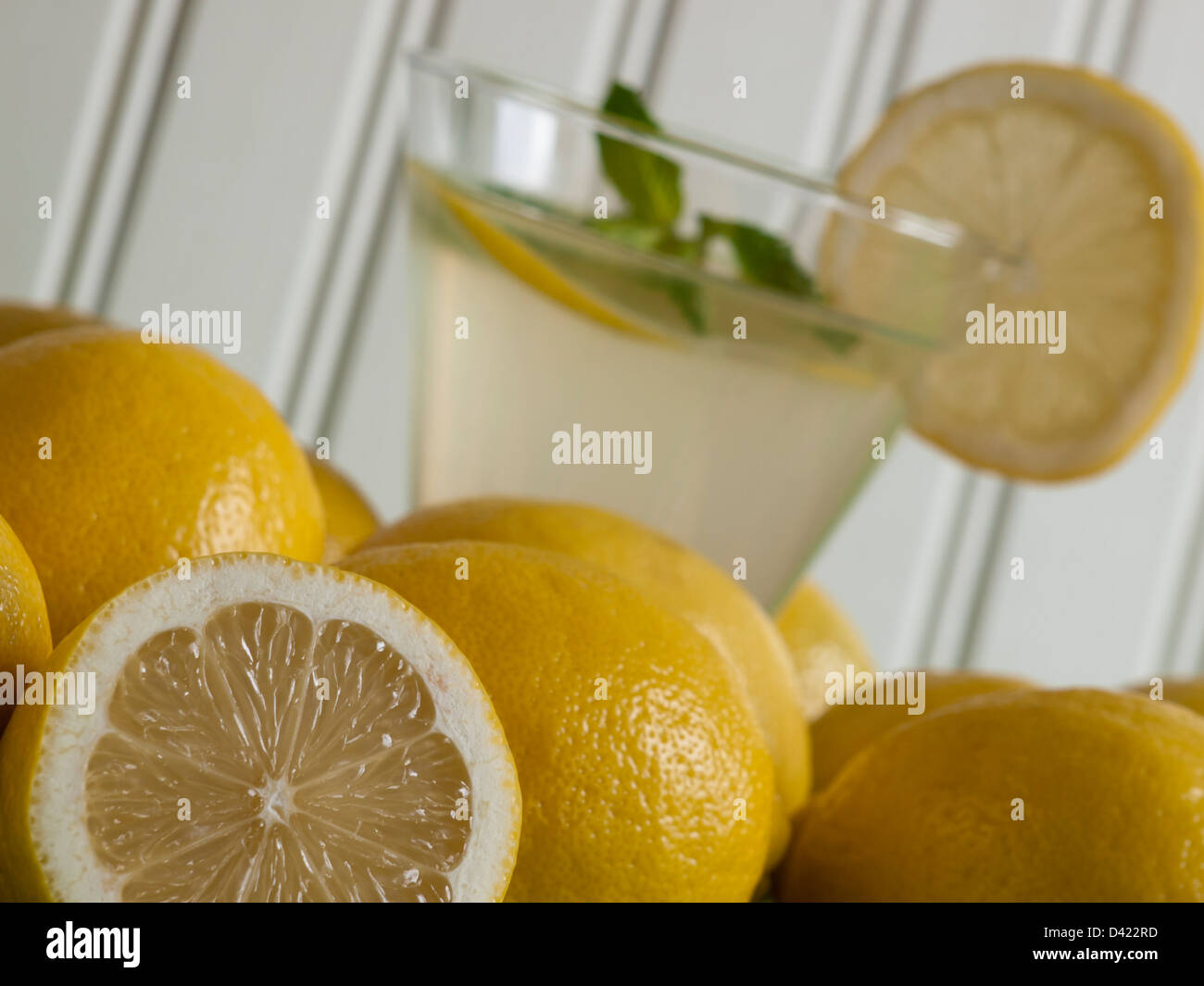 Group of yellow fresh lemons Stock Photo - Alamy