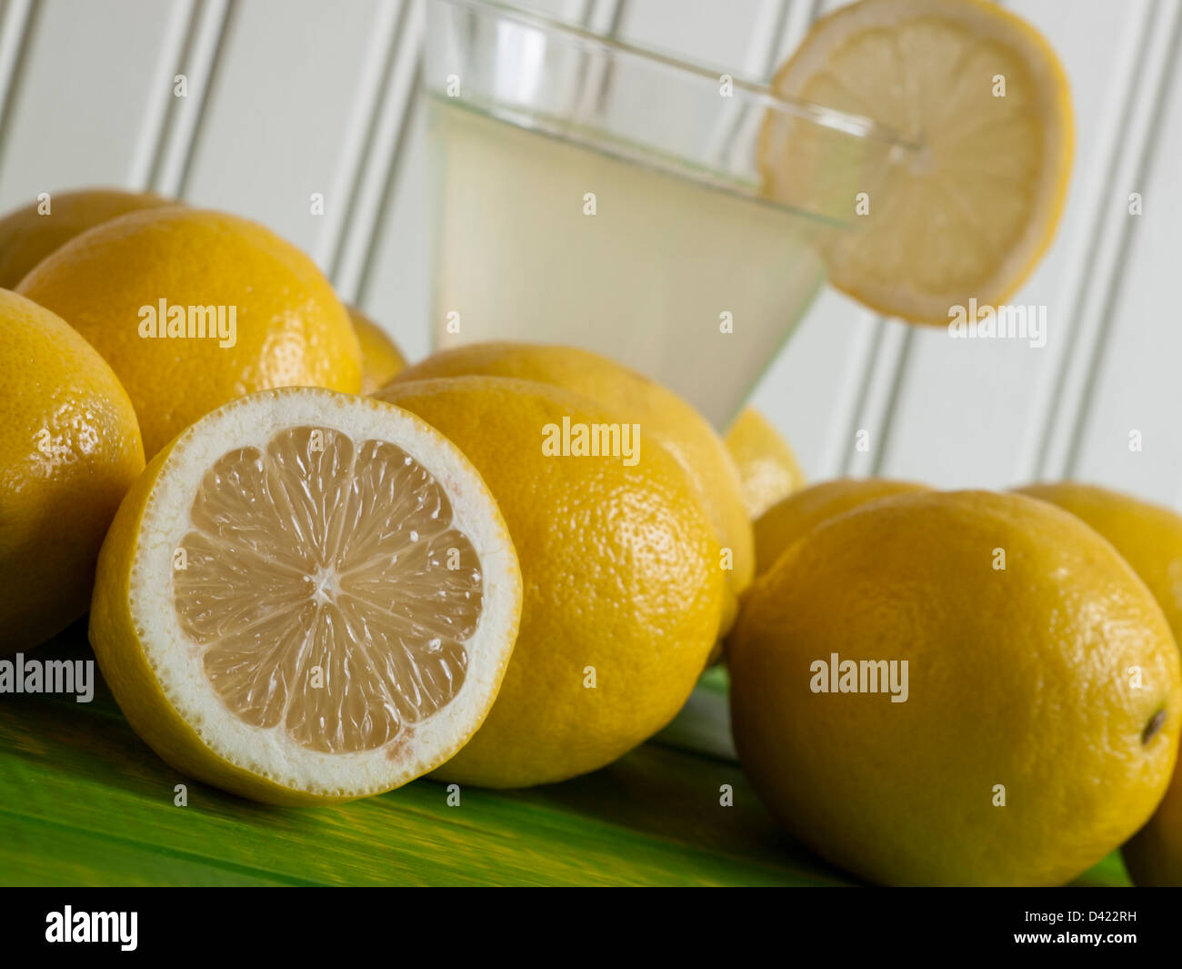 Group of yellow fresh lemons Stock Photo - Alamy