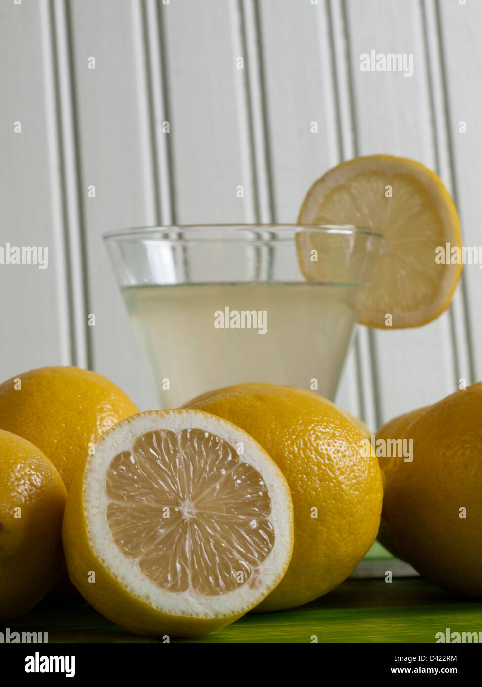 Group of yellow fresh lemons Stock Photo - Alamy