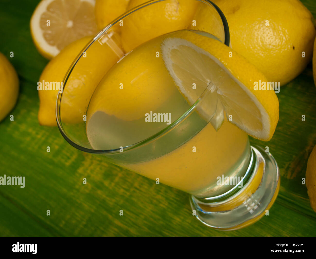 Group of yellow fresh lemons Stock Photo - Alamy