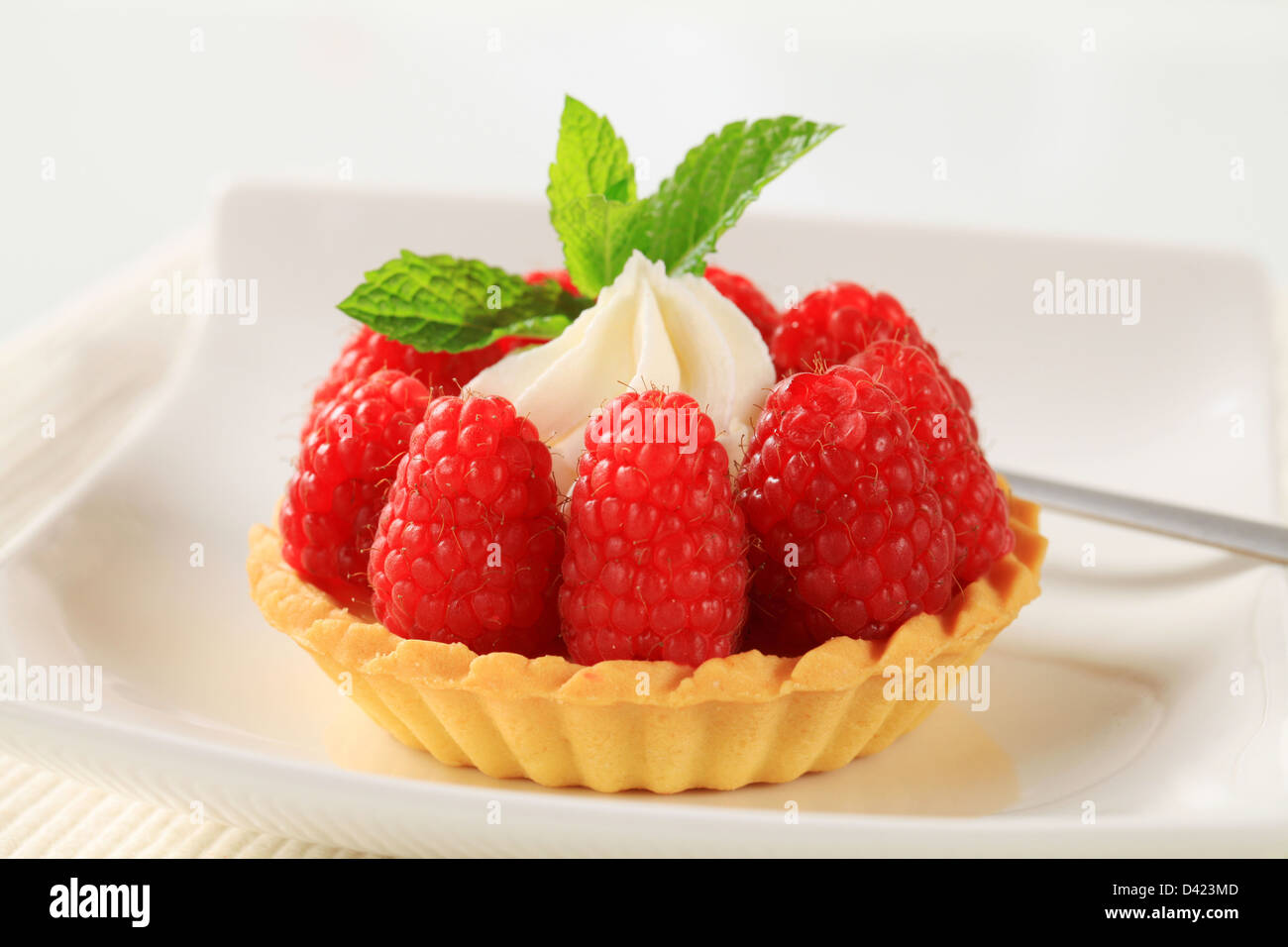 Short crust pastry cake hi-res stock photography and images - Alamy