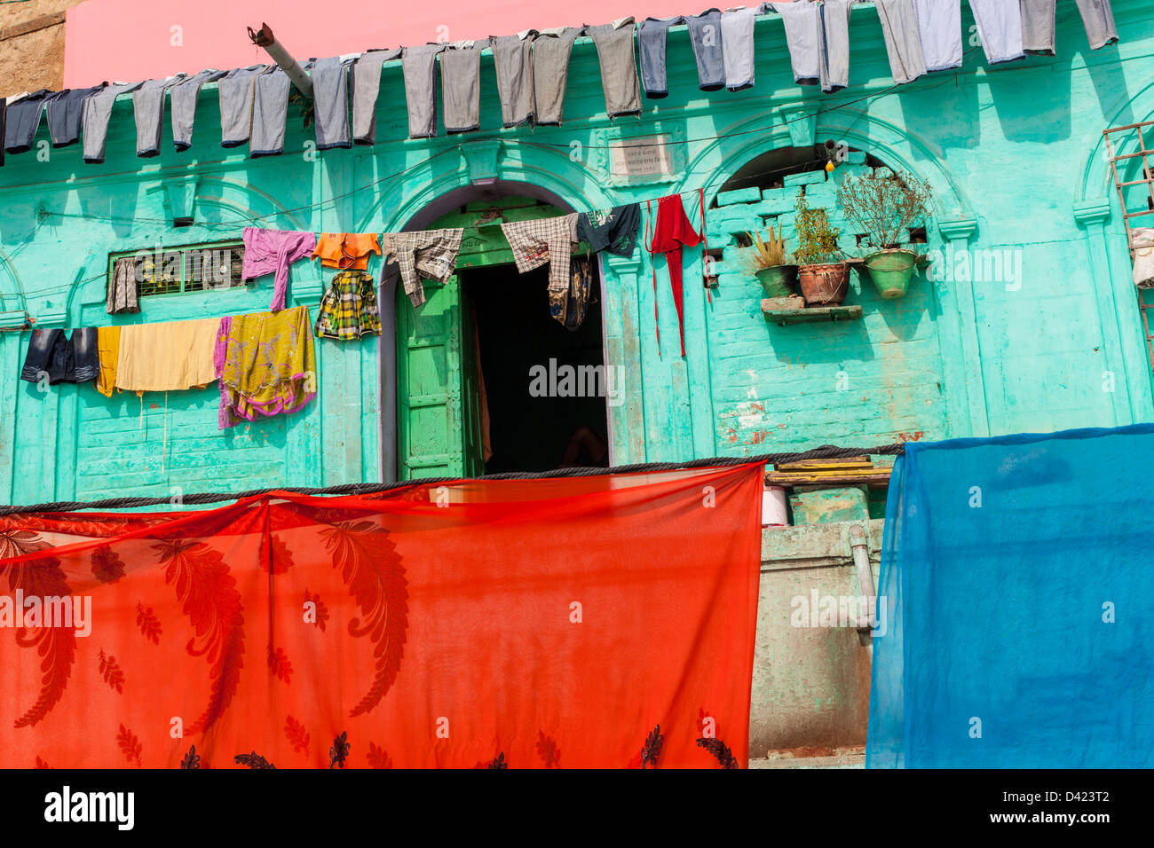 washing line, Varanasi, India Stock Photo - Alamy