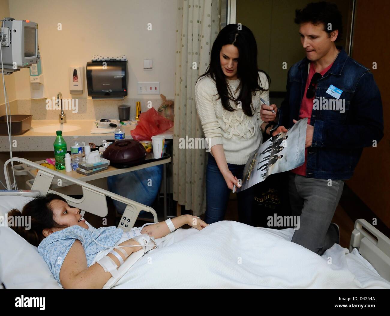 March 1,2013. Los Angeles Calif. (L-R) The cast members of Twilight ...