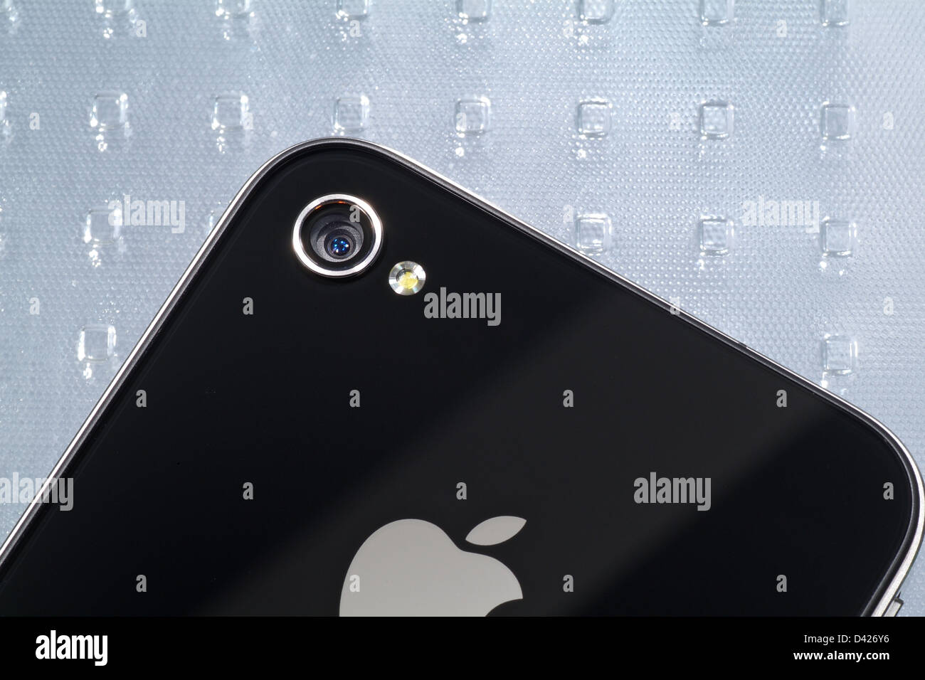 Iphone backside hi-res stock photography and images - Alamy