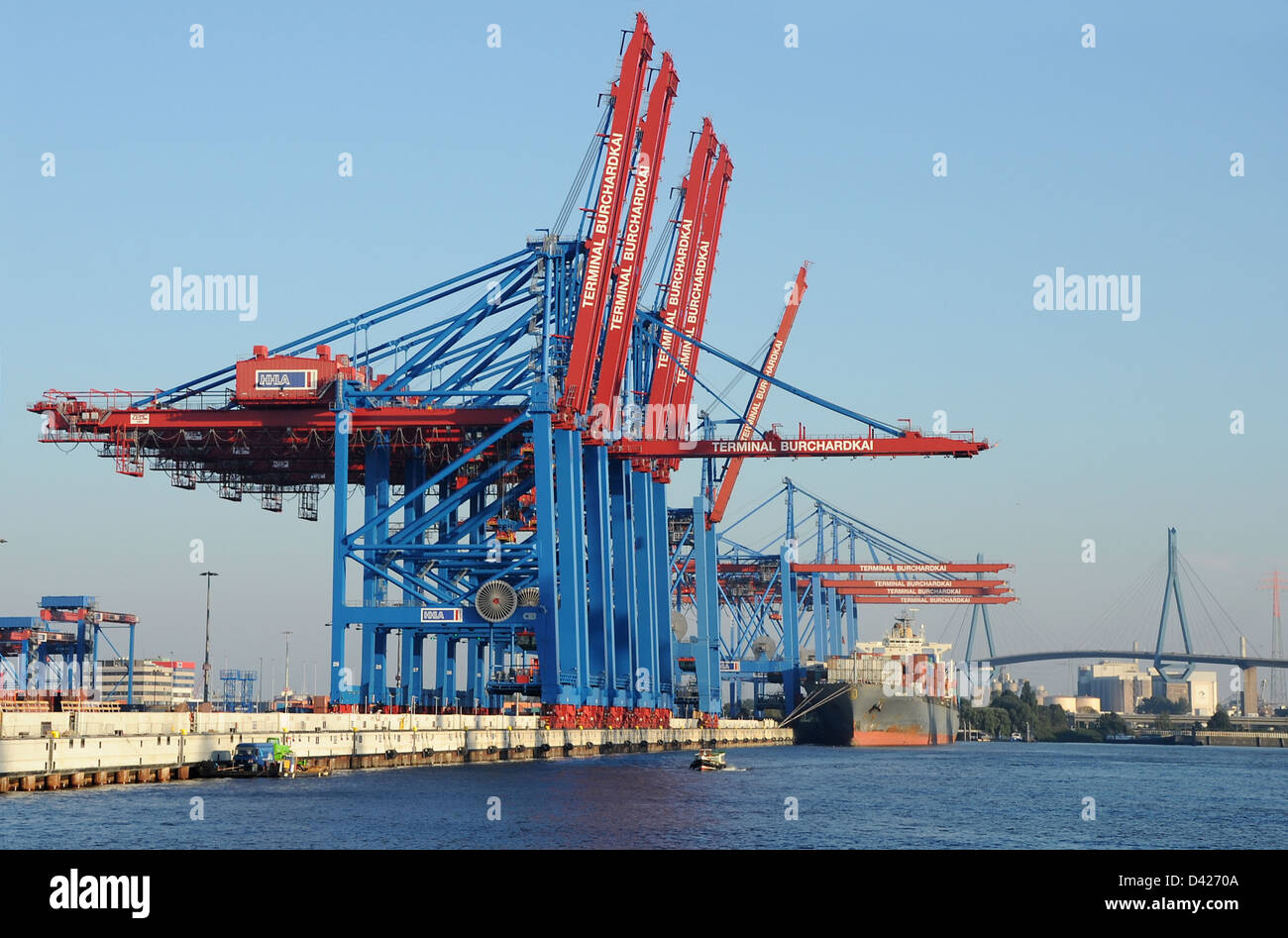 Hamburg, Germany, overlooking the Burchardkai Container Terminal in the ...